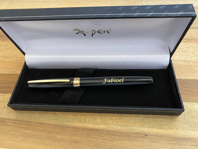 עט XPEN שחור רולר עם חריטה אישית